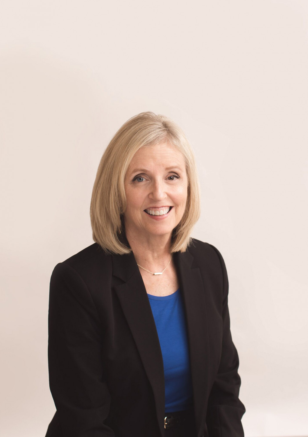 Meet Our Dentists | Lundell & Hoy Dentistry